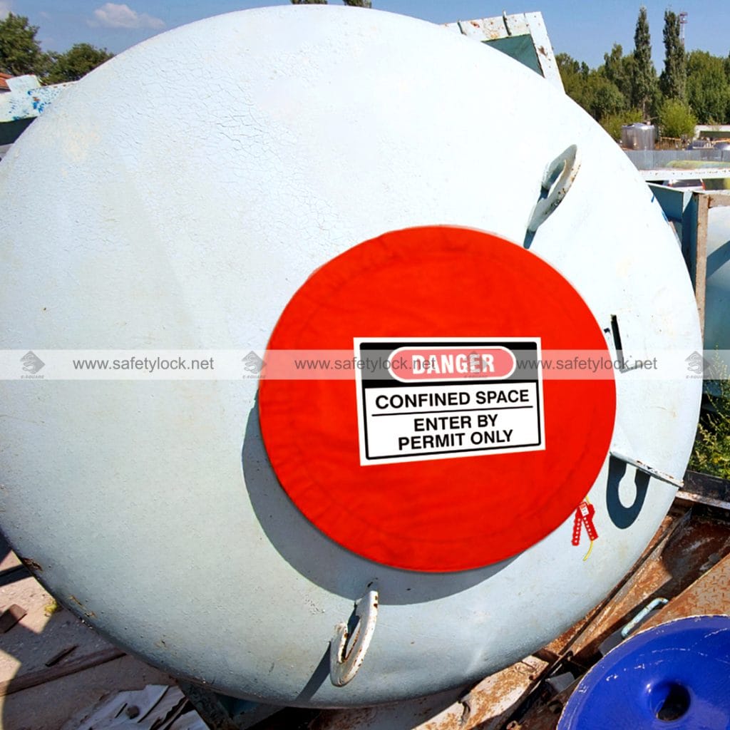 Large Lockable Solid Confined Space Cover - (Dia. 36 inch)